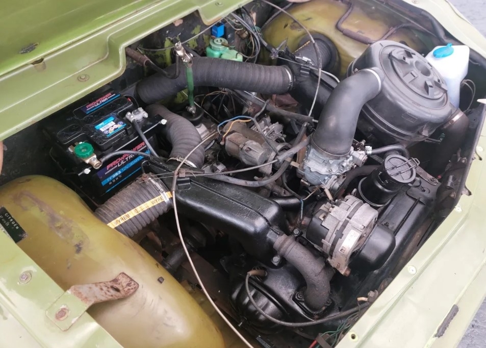 La voiture de plage idéale existe, c'est la Citroën Méhari