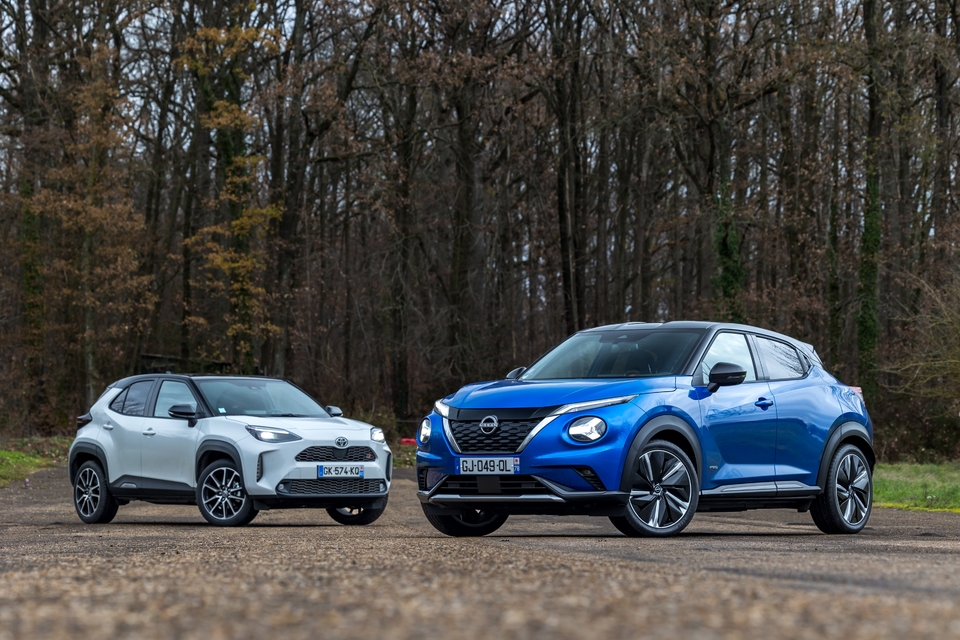 Comparatif vidéo – Nissan Juke Hybrid vs Toyota Yaris Cross : un moteur ...