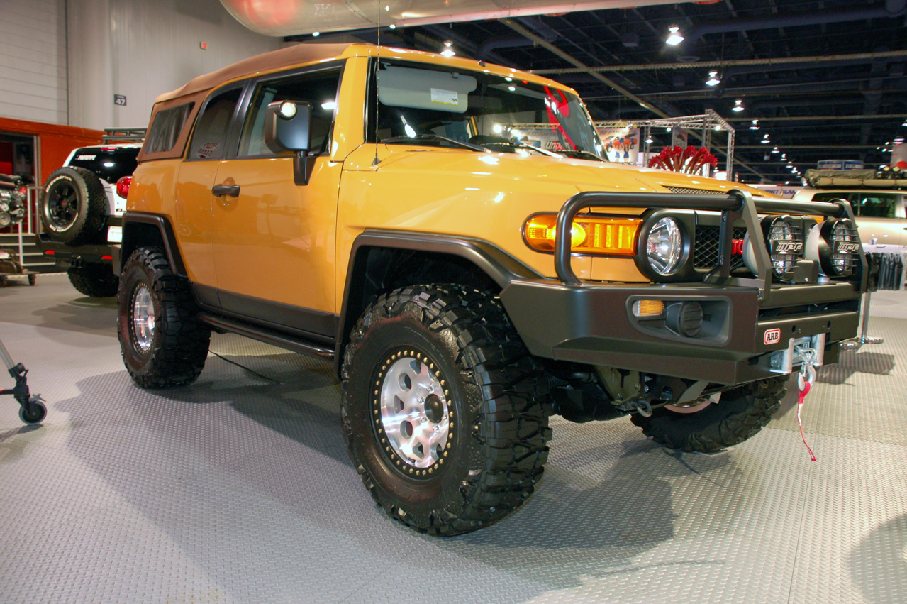 SEMA Show : Toyota FJ Cruiser Convertible