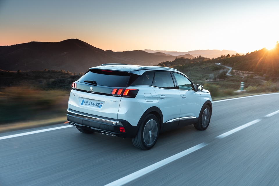 Essai – Peugeot 3008 Hybrid4 (2020) : l’hybride du plaisir