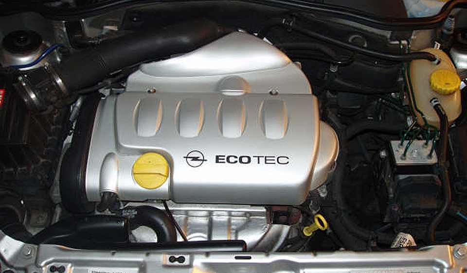 Puissante et bien équipée, l’Opel Corsa C GSI ne coûte presque rien ...