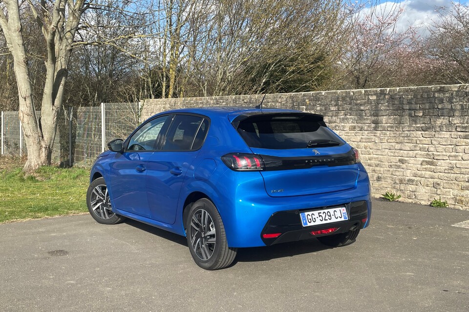 Peugeot 208 : à l'épreuve pendant une semaine