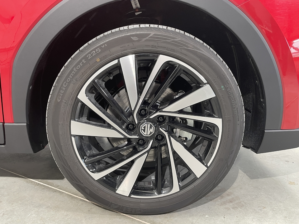 MG ZS : maintenant, le Duster a un concurrent