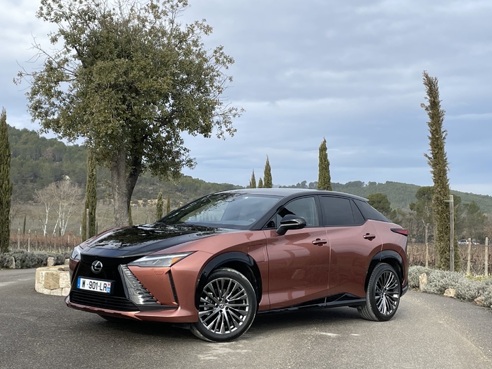 Lexus RZ : les premières images en direct de l'essai
