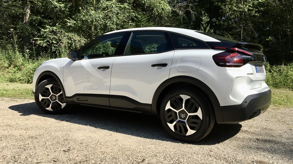 Essai - Citroën C4 PureTech 100 : que vaut la moins chère des C4