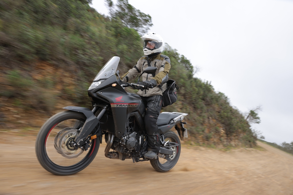 Essai - Honda Transalp 750 (2023) : le Sportrail vise juste - Page 2