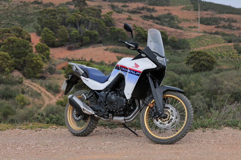 Essai - Honda Transalp 750 (2023) : le Sportrail vise juste