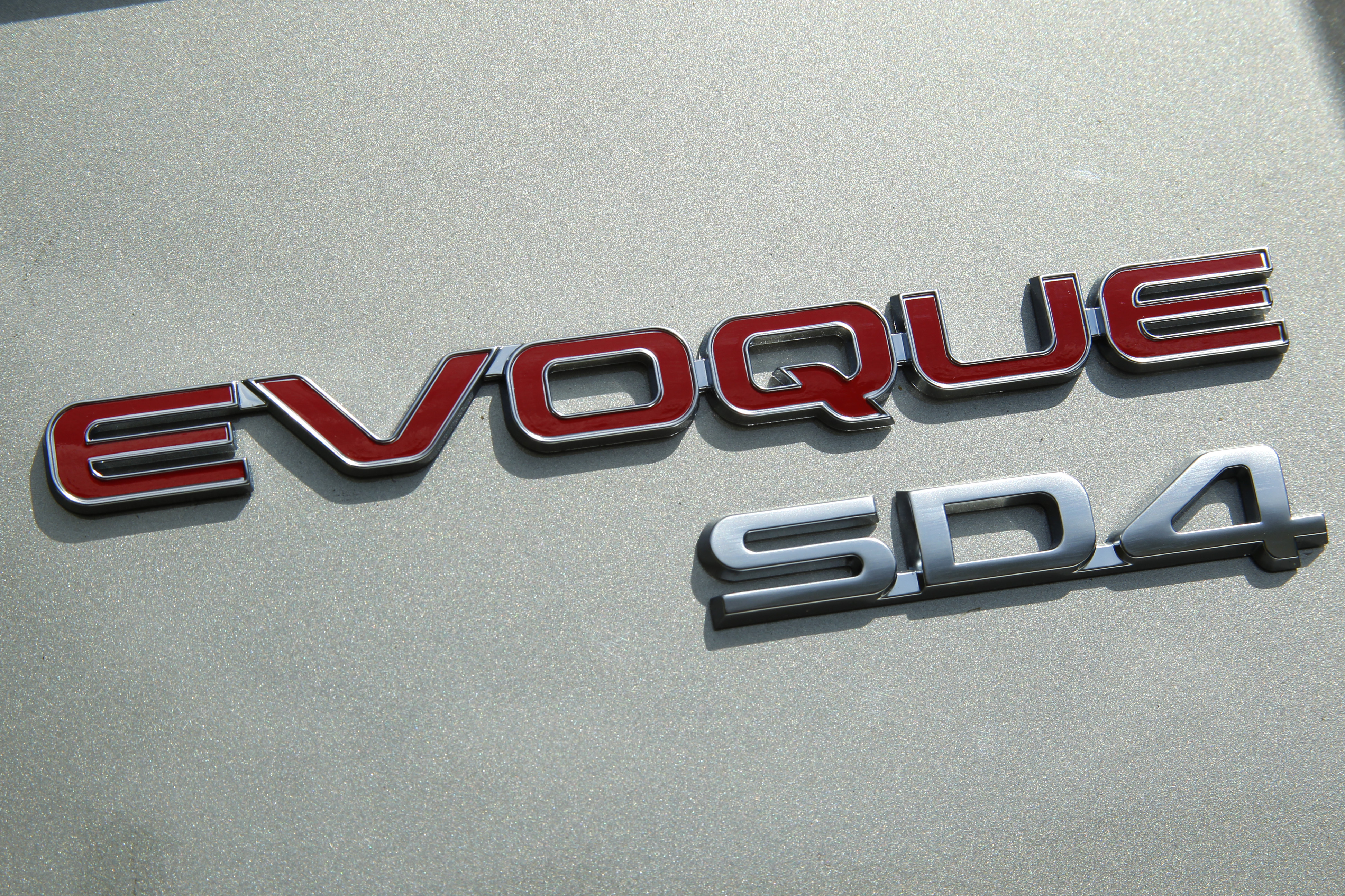 Essai - Land Rover Range Rover Evoque : chic et sport, on adore ! - Page 2