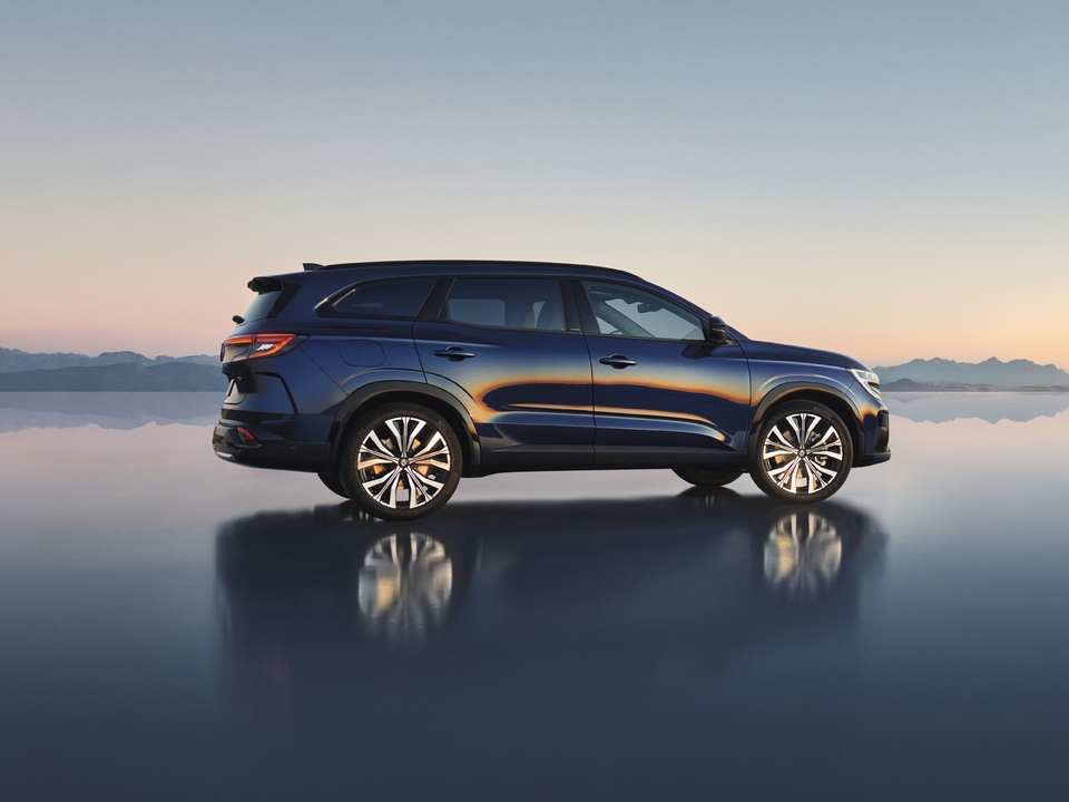 Renault Espace 6 : un SUV bien de son temps (présentation vidéo)