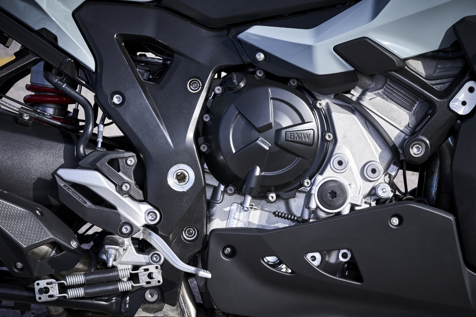 Essai - BMW S1000 XR : avec un S comme dans croSSover