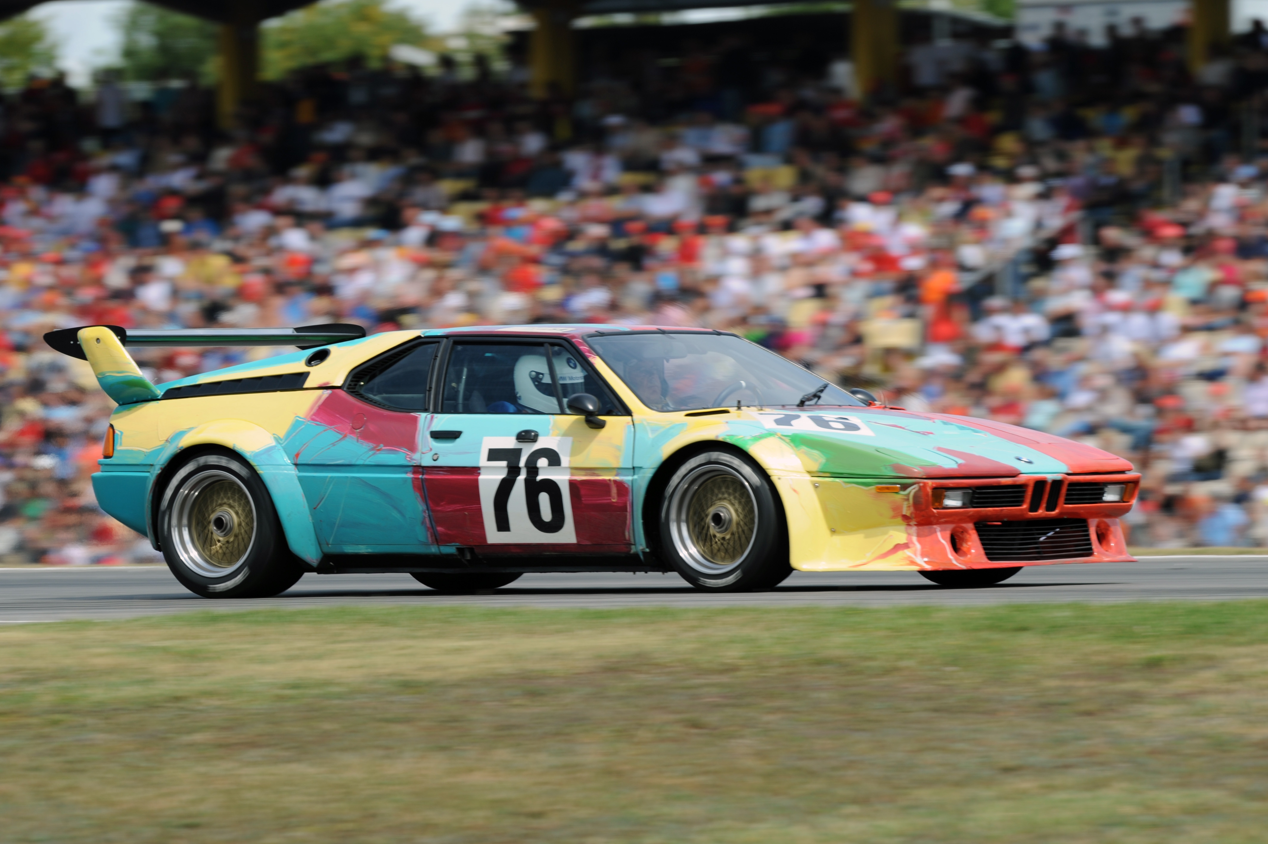 Route de nuit - Andy Warhol : l’automobile en filigrane