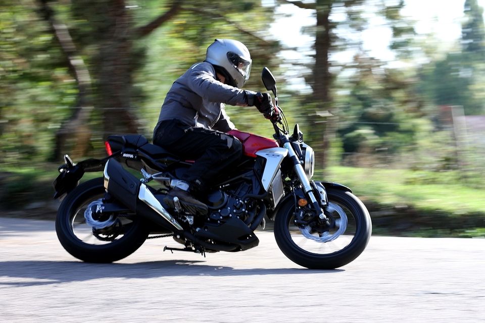Essai - Honda CB300 R - La meilleure des CB-R