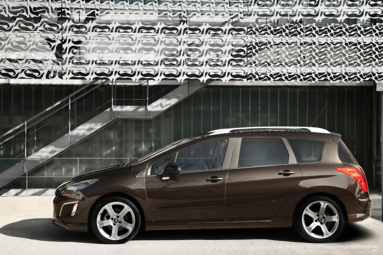 Peugeot 308 SW: acheter l'ancienne ou la nouvelle?