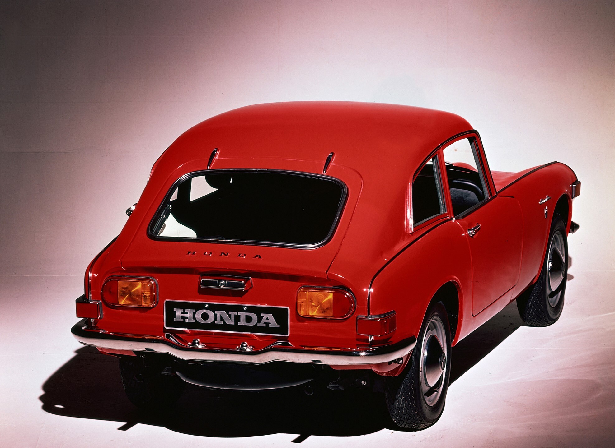 Honda S800 (1966 – 1970), les dix mille tours des sixties, dès 23 000