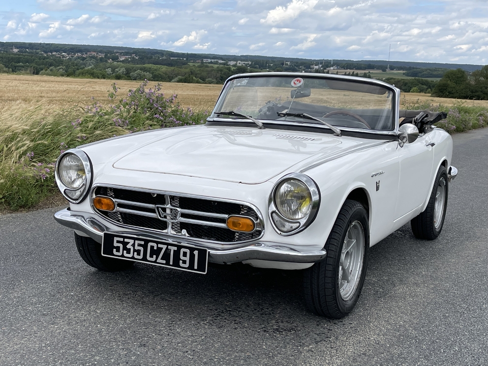 Honda S800 (1966 – 1970), les dix mille tours des sixties, dès 23 000