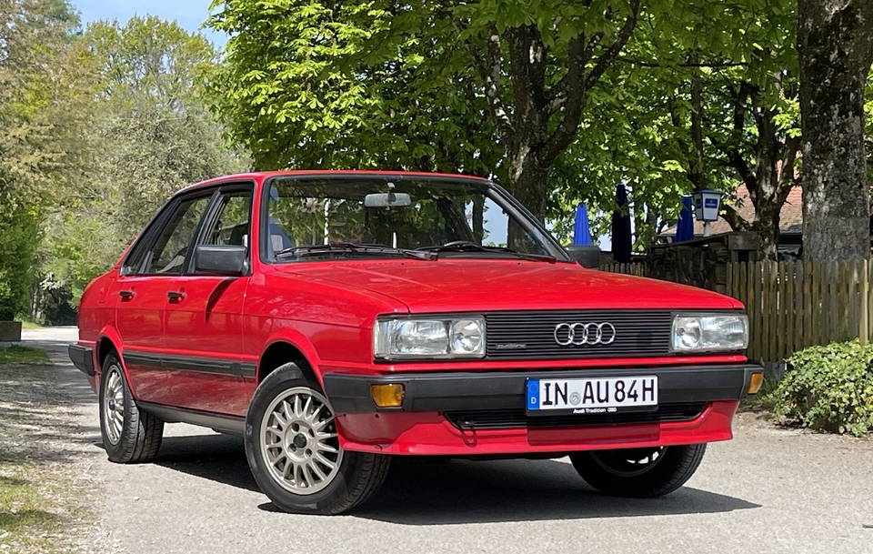 Audi 80 Quattro (1982 – 1986), la première berline 4x4 européenne, dès ...