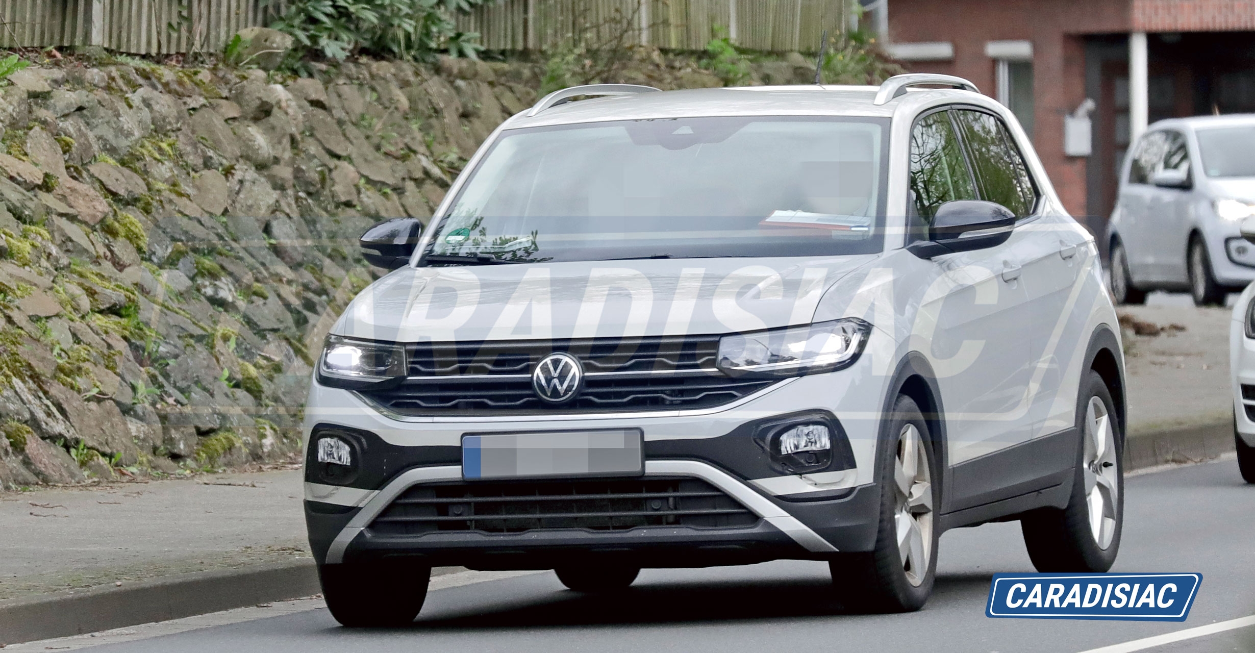 Scoop – Volkswagen T-Cross : un lifting moins dissimulé