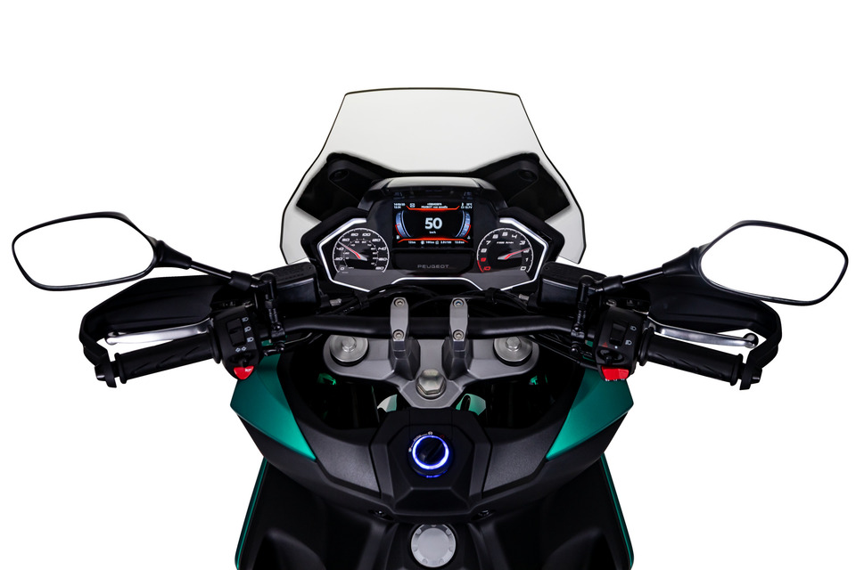 Essai - Peugeot XP400 : mélange de genres