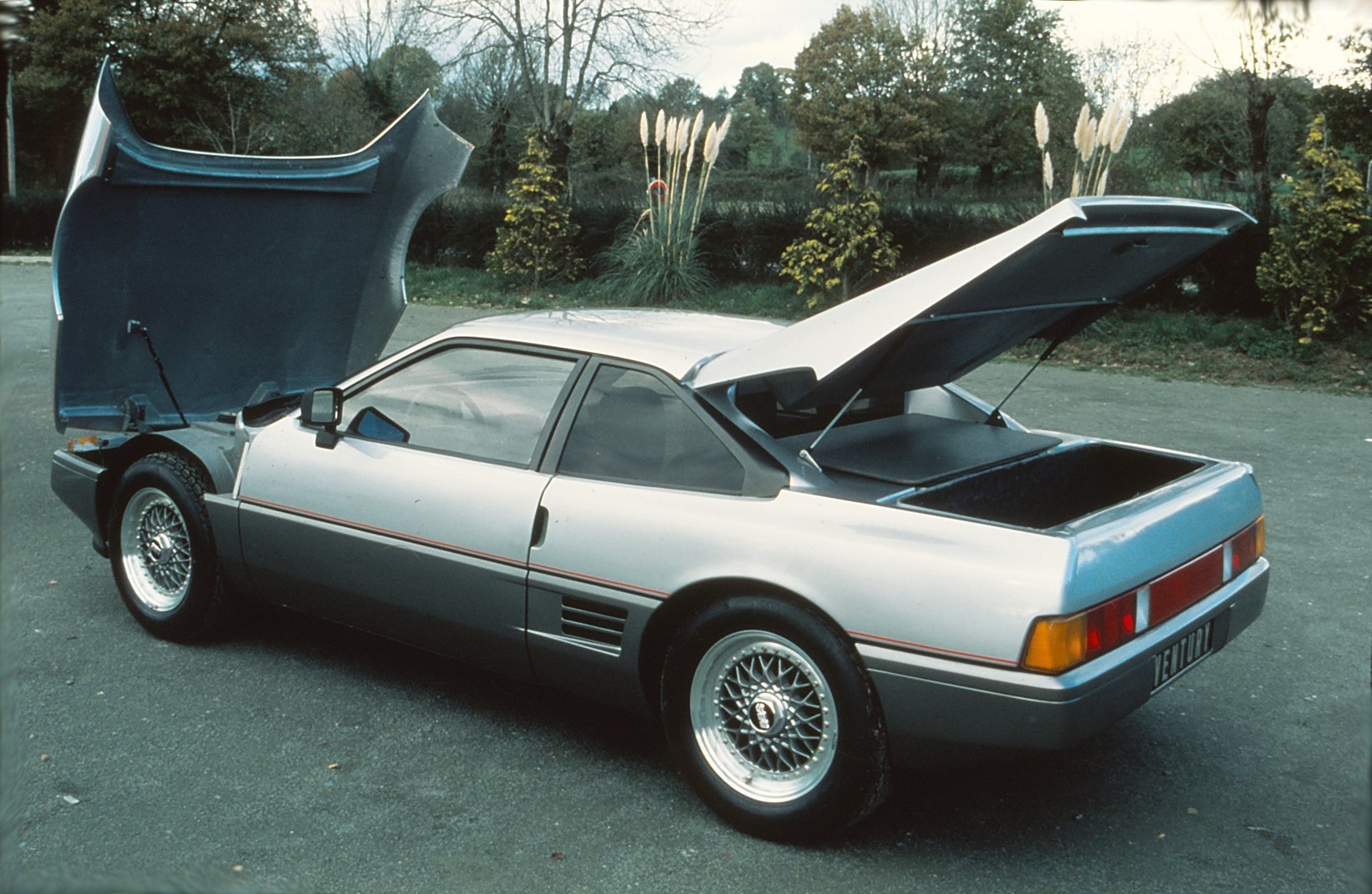 Voici 40 ans, la dernière supercar française prenait son envol : la Venturi