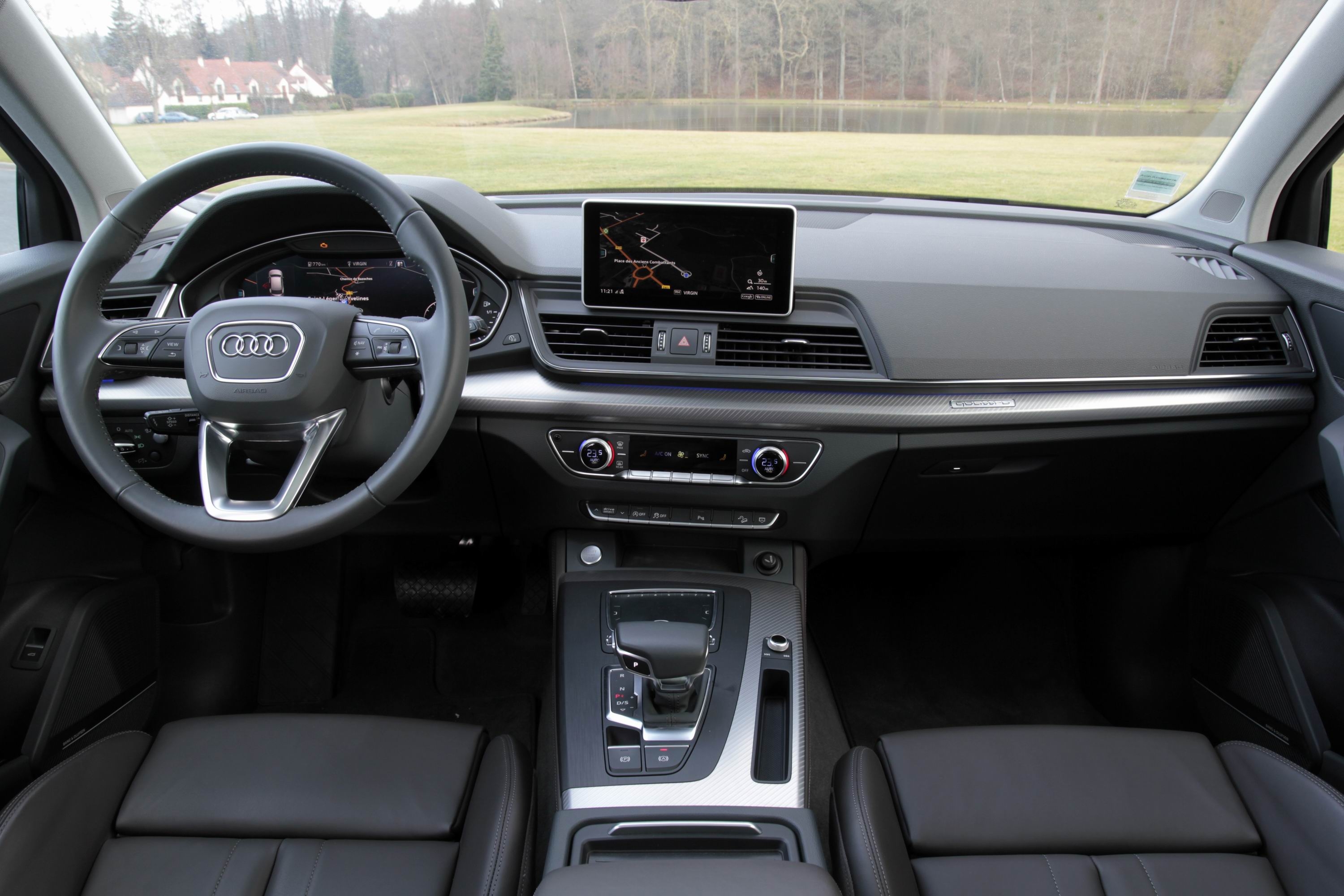 Comparatif vidéo - Audi Q5 vs Mercedes GLC : stars du ring