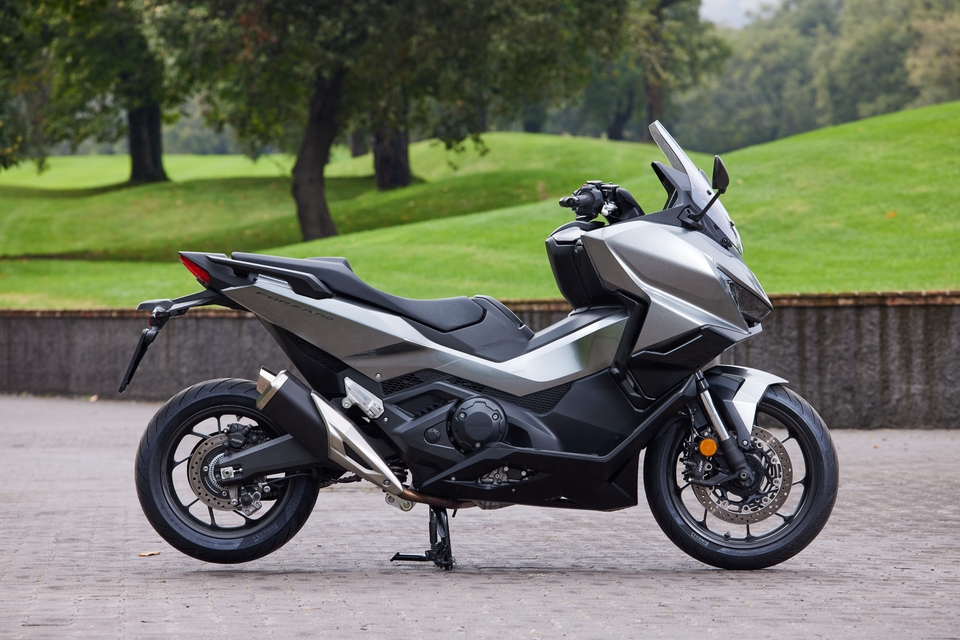 Le nouveau Honda Forza 750 est-il plus beau, plus bio et… plus haut ...