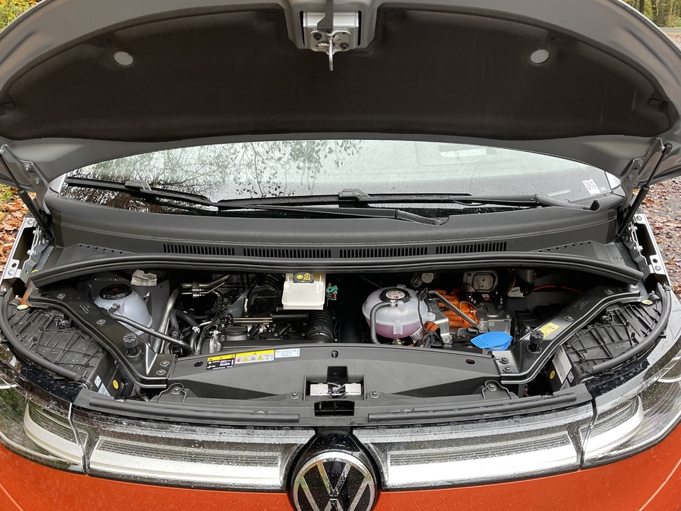 Essai - Volkswagen Multivan T7 (2021) – Plus monospace que minibus
