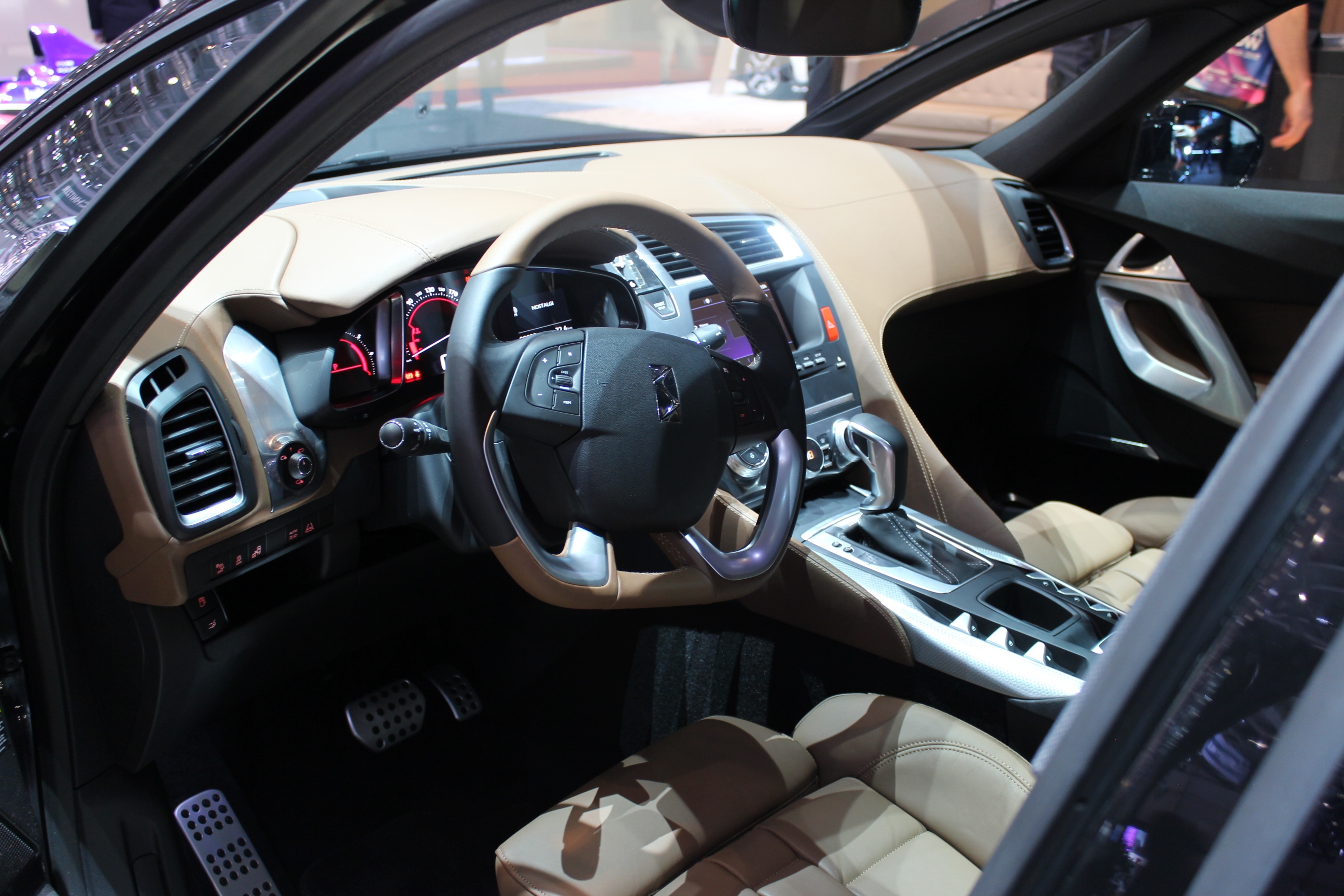 DS5 Prestige : souvenirs, souvenirs - En direct du Salon de Genève 2017