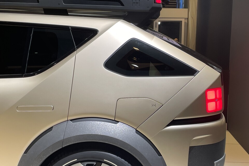 Le Hyundai Initium Concept se fait remarquer au salon de Bruxelles 2025