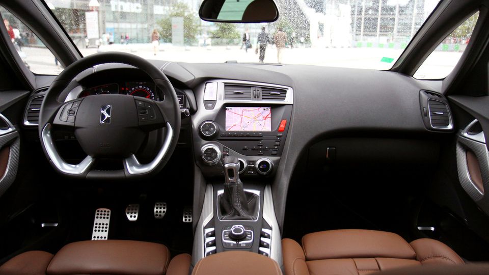 Essai vidéo - Citroën DS5 : presque premium