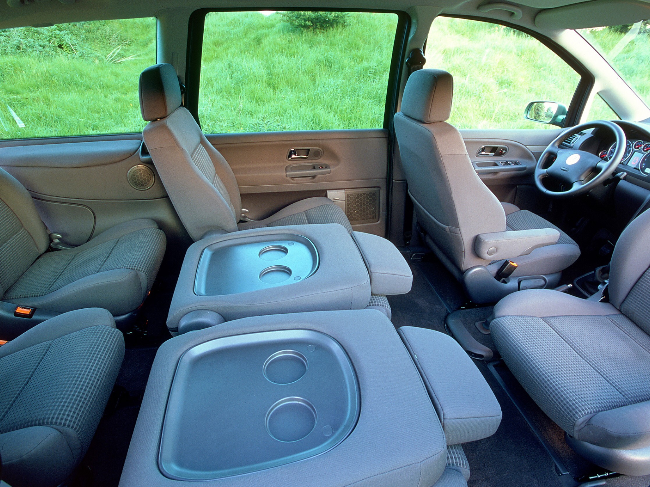 Renault Espace IV 2.0T vs Volkswagen Sharan 1.8T, les rois des vacances, dès 2 500