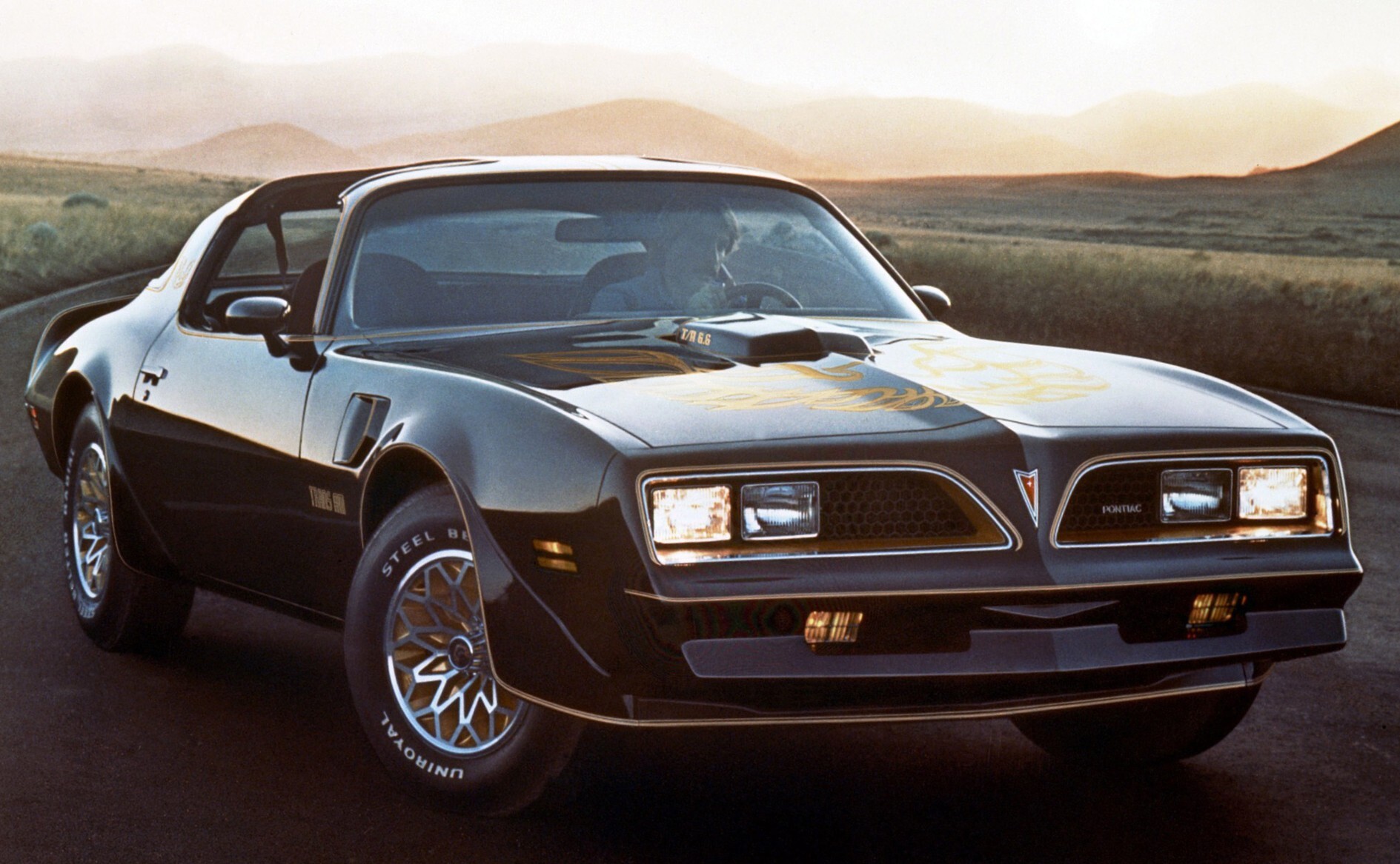 La Pontiac Firebird, une délicieuse décadence américaine