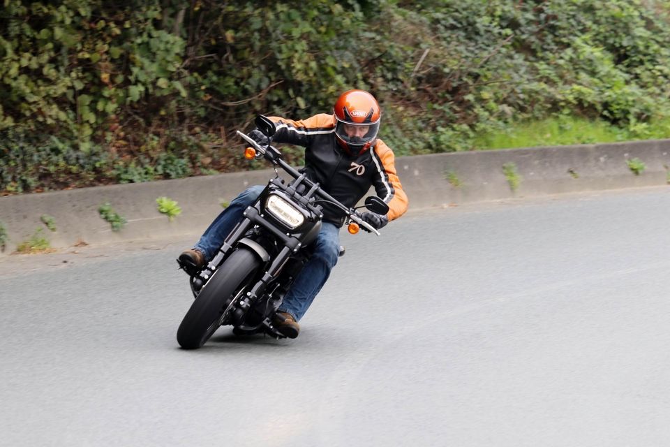 Essai Harley Davidson Fat Bob 2018 : Rock Band made in USA - Page 2