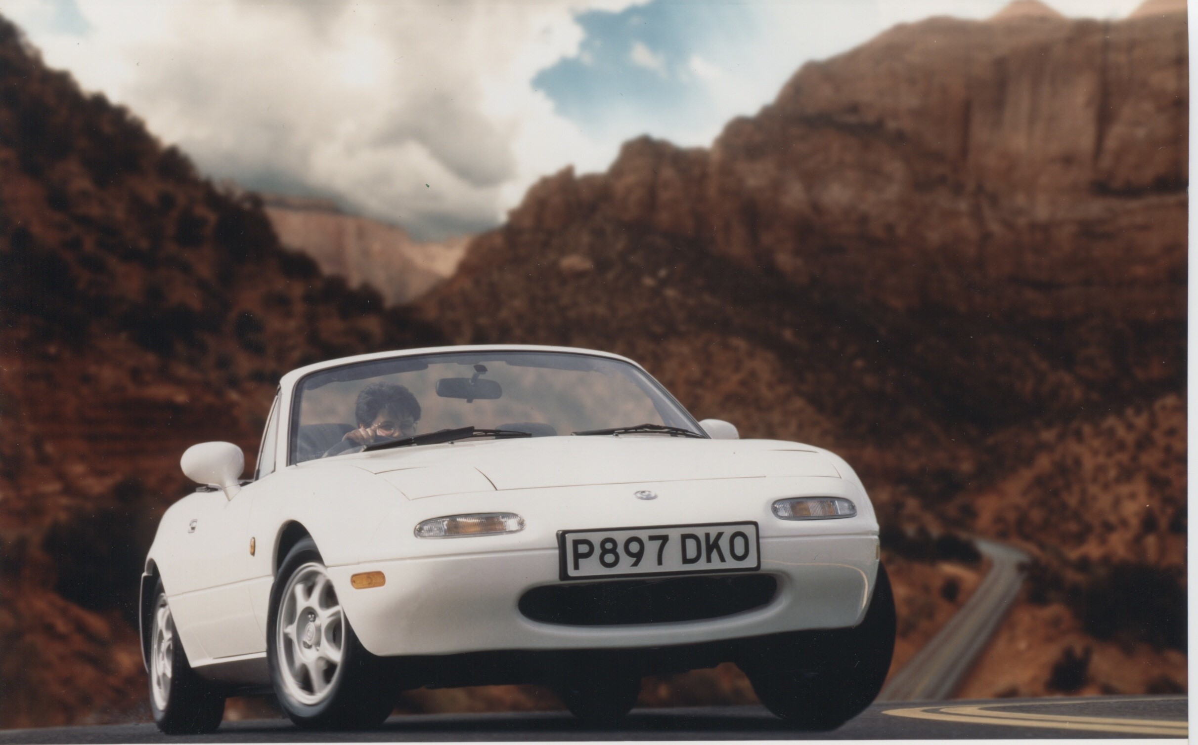 Mazda MX-5 NA et NB (1989-2005), un roadster néo-rétro mais déjà ...