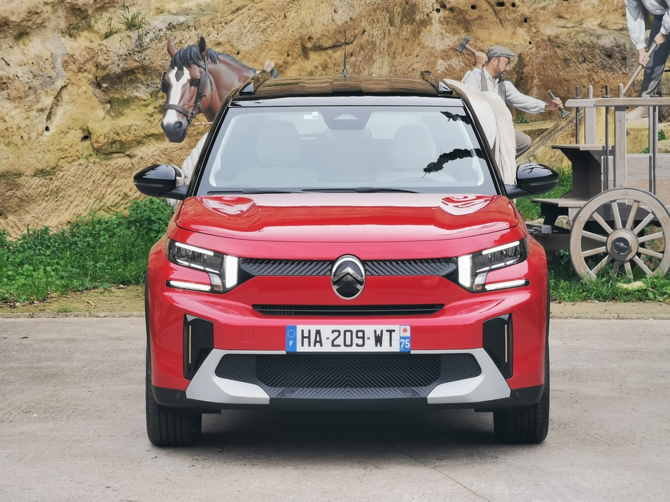 Moins cher qu'un Dacia Duster, le Citroën C3 Aircross est-il le ...