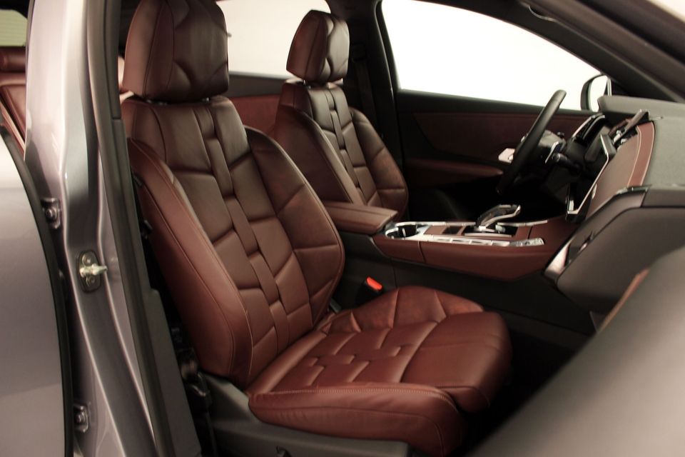 Présentation vidéo - DS 7 Crossback : retour aux origines