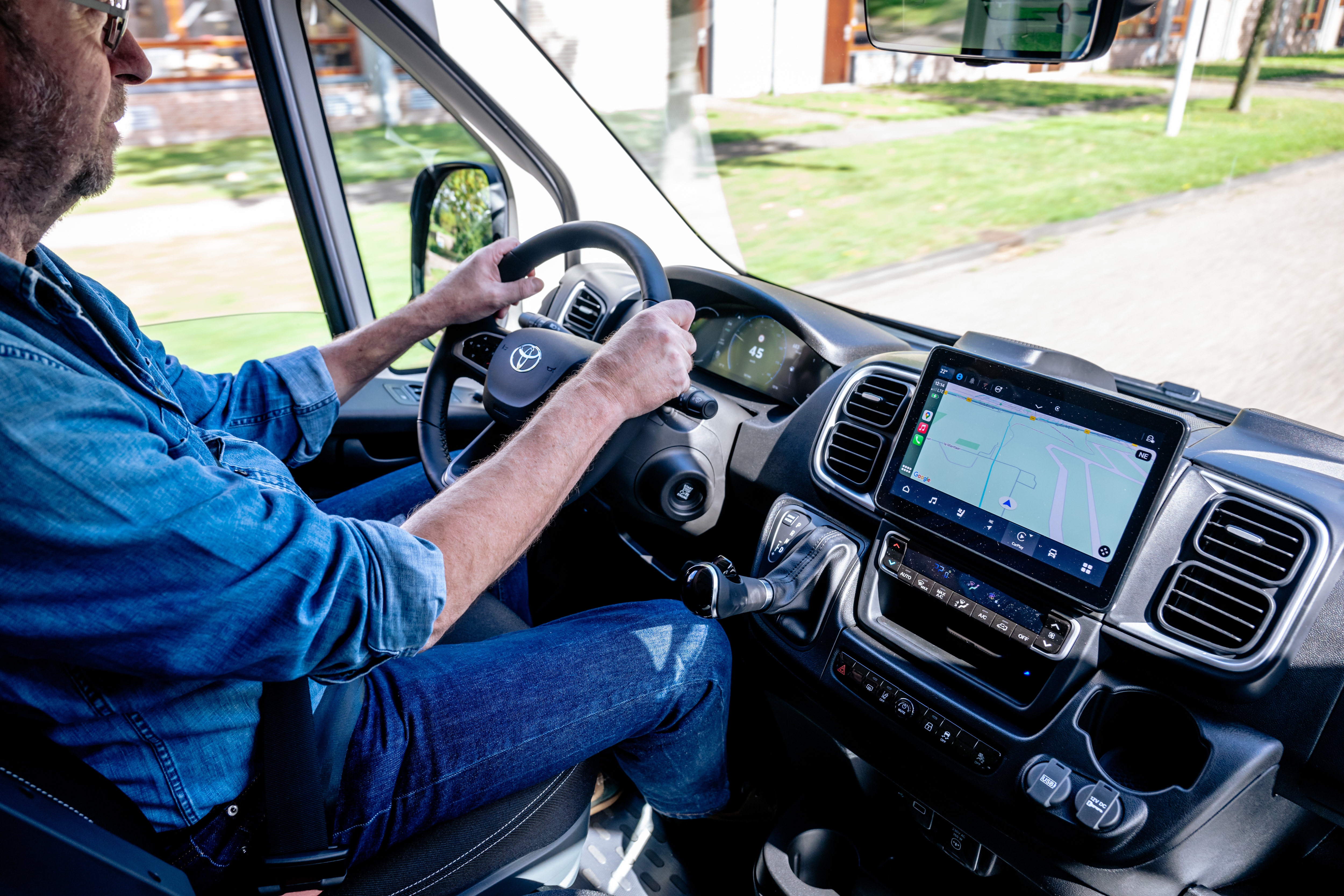 Avec le Proace Max, Toyota complète sa gamme avec un grand fourgon - Page 2