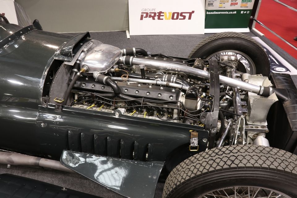 La BRM Type 15 et son incroyable V16 1.5 - Vidéo en direct de ...