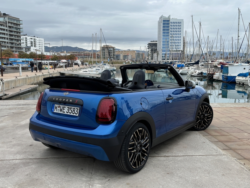 Premières images de l'essai de la nouvelle Mini Cabriolet + impressions ...