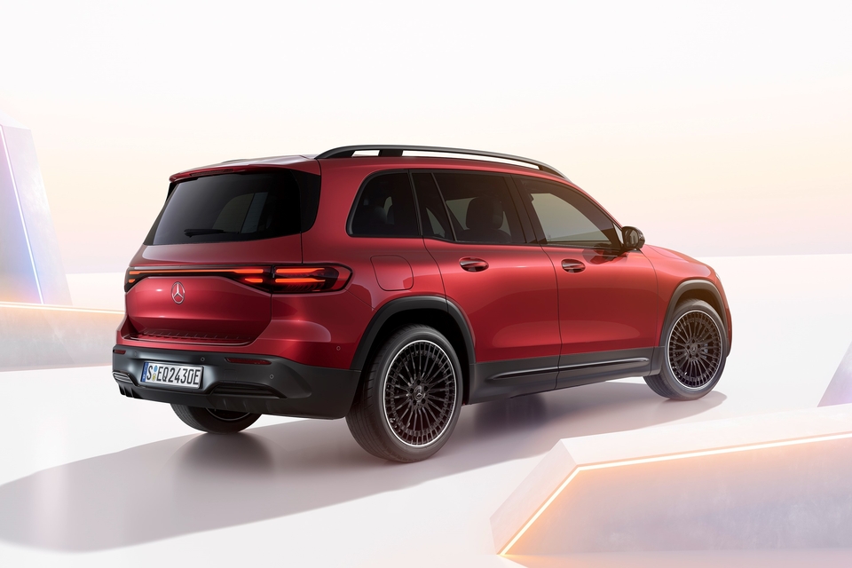 Mercedes EQA et EQB (2024) : déjà une mise à jour