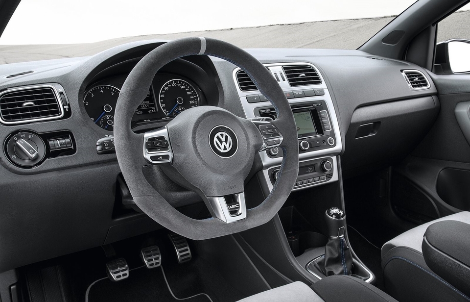 Volkswagen Polo R WRC (2013), parfum de rallye et surpuissance, dès 17 ...