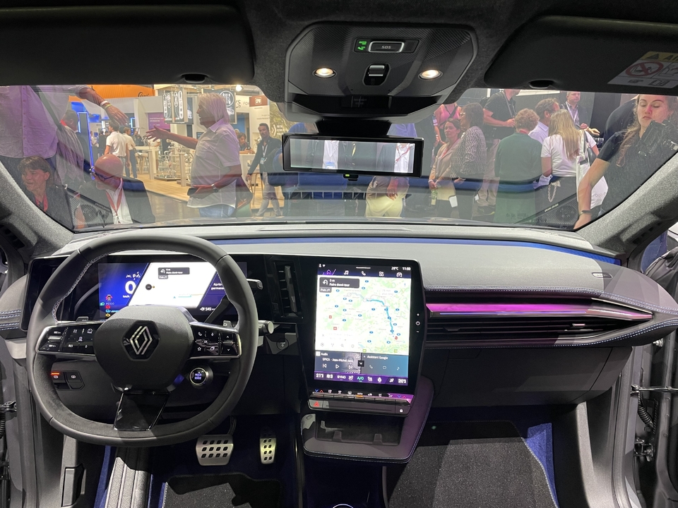 Renault Scenic : SUV et électrique ! En direct du salon de Munich (2023)