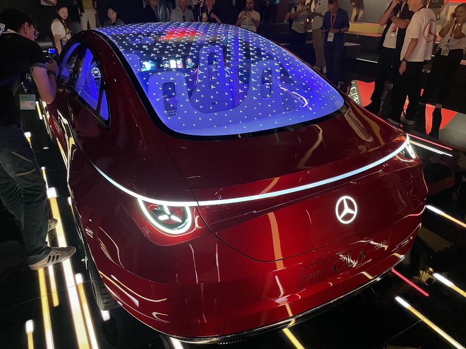 Mercedes Concept CLA - En direct du salon de Munich 2023 (vidéo ...