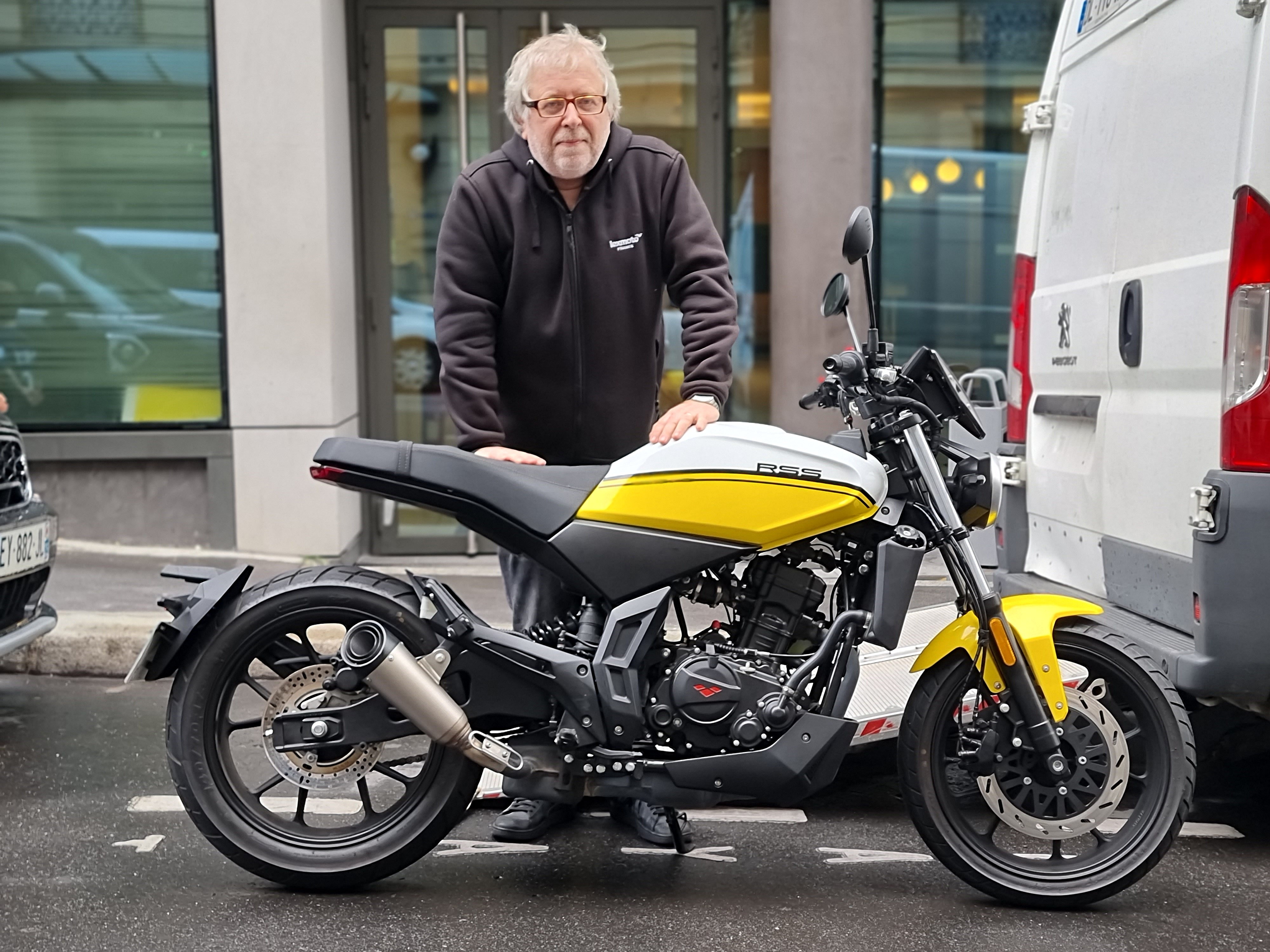 Essai - Lexmoto RSS 125 : roadster scrambler pour droitiers* - Page 3