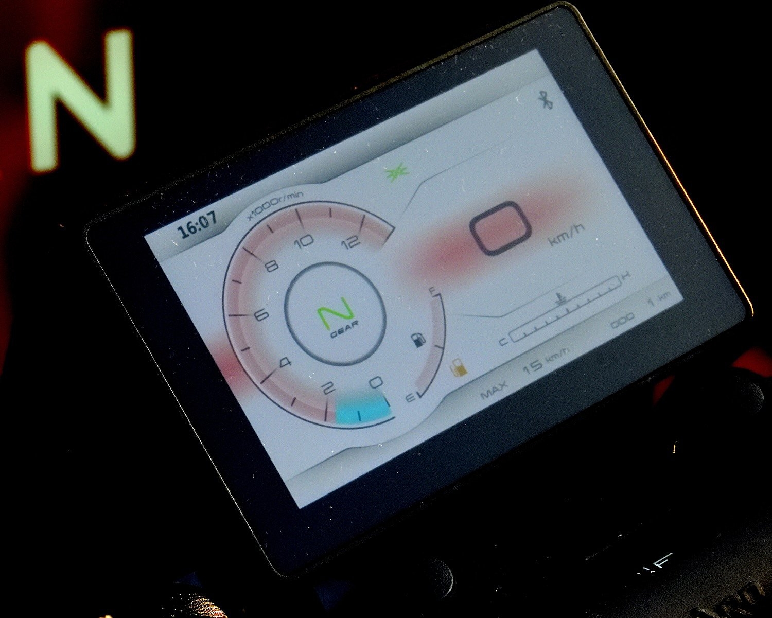 Essai - Lexmoto RSS 125 : roadster scrambler pour droitiers*