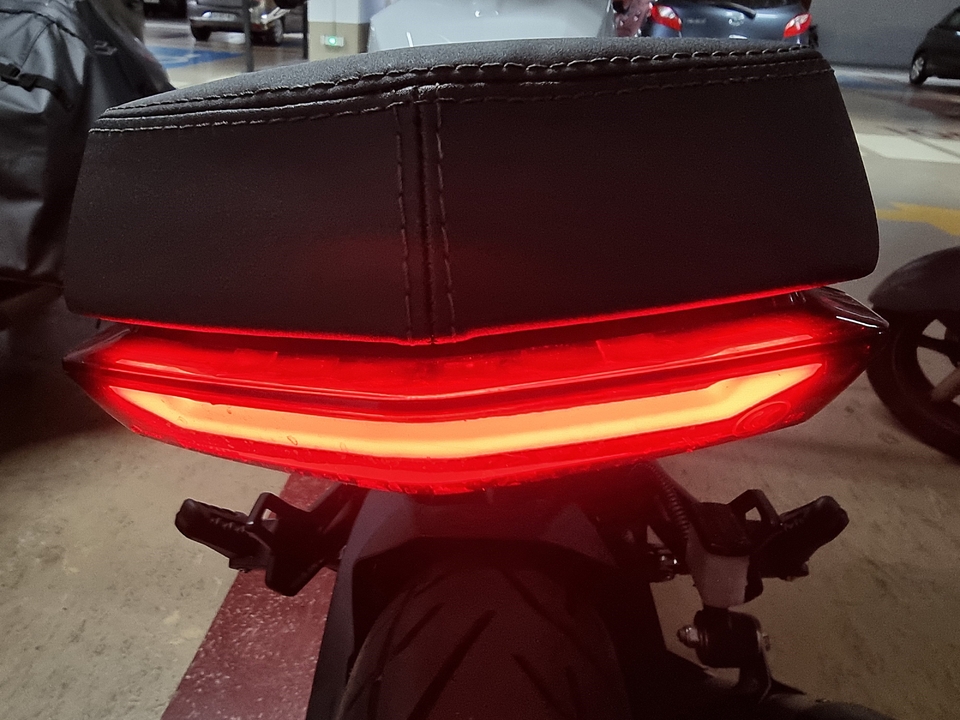 Essai - Lexmoto RSS 125 : roadster scrambler pour droitiers*