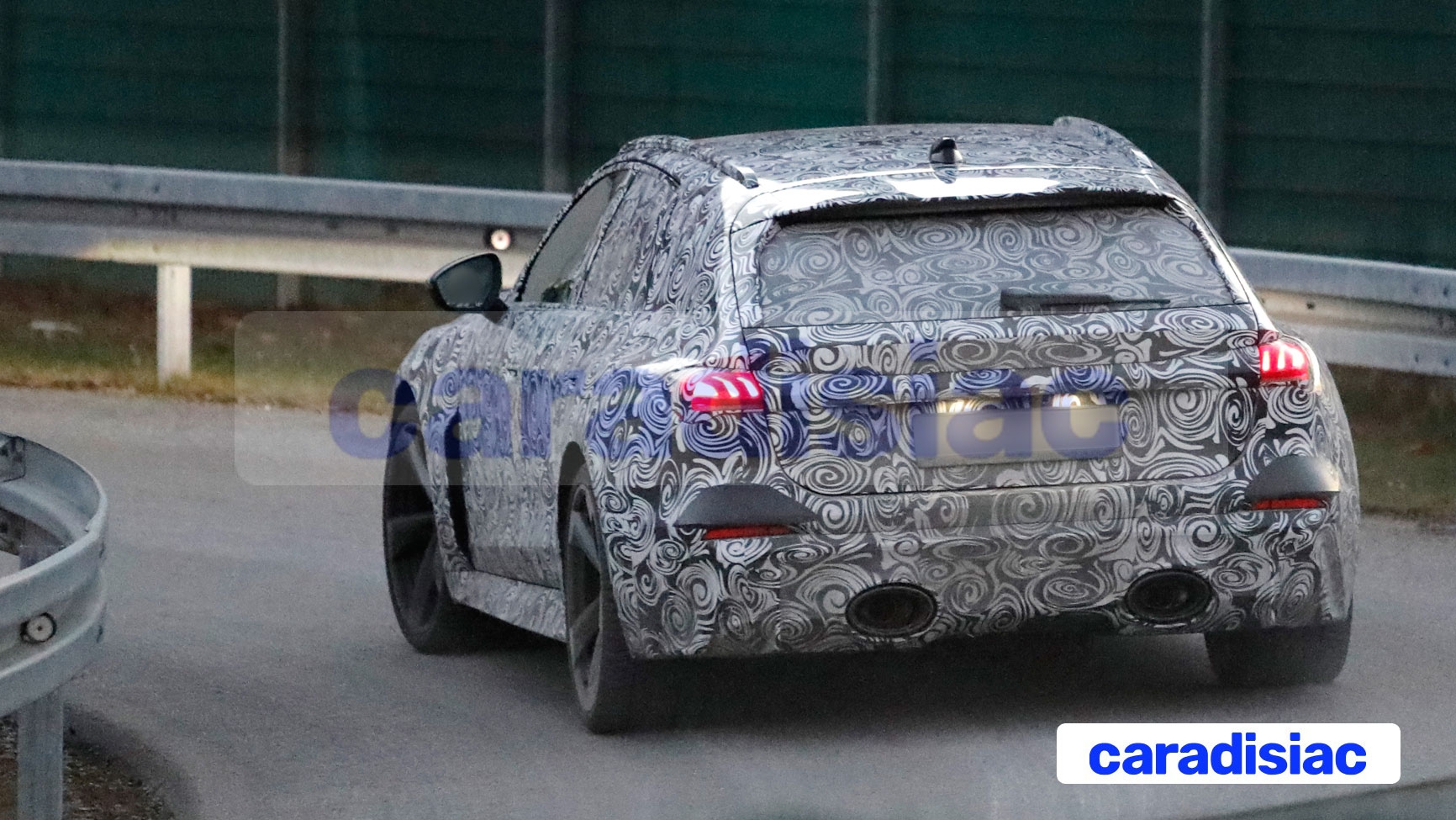 Les prototypes des nouvelles Audi RS5 berline et Avant (break) entament ...