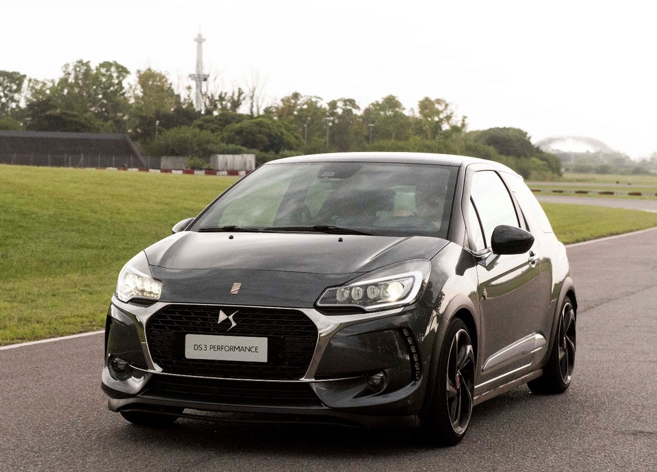 Citroën DS3 Racing et DS 3 Performance (2010-2018) : l’unique DS ...