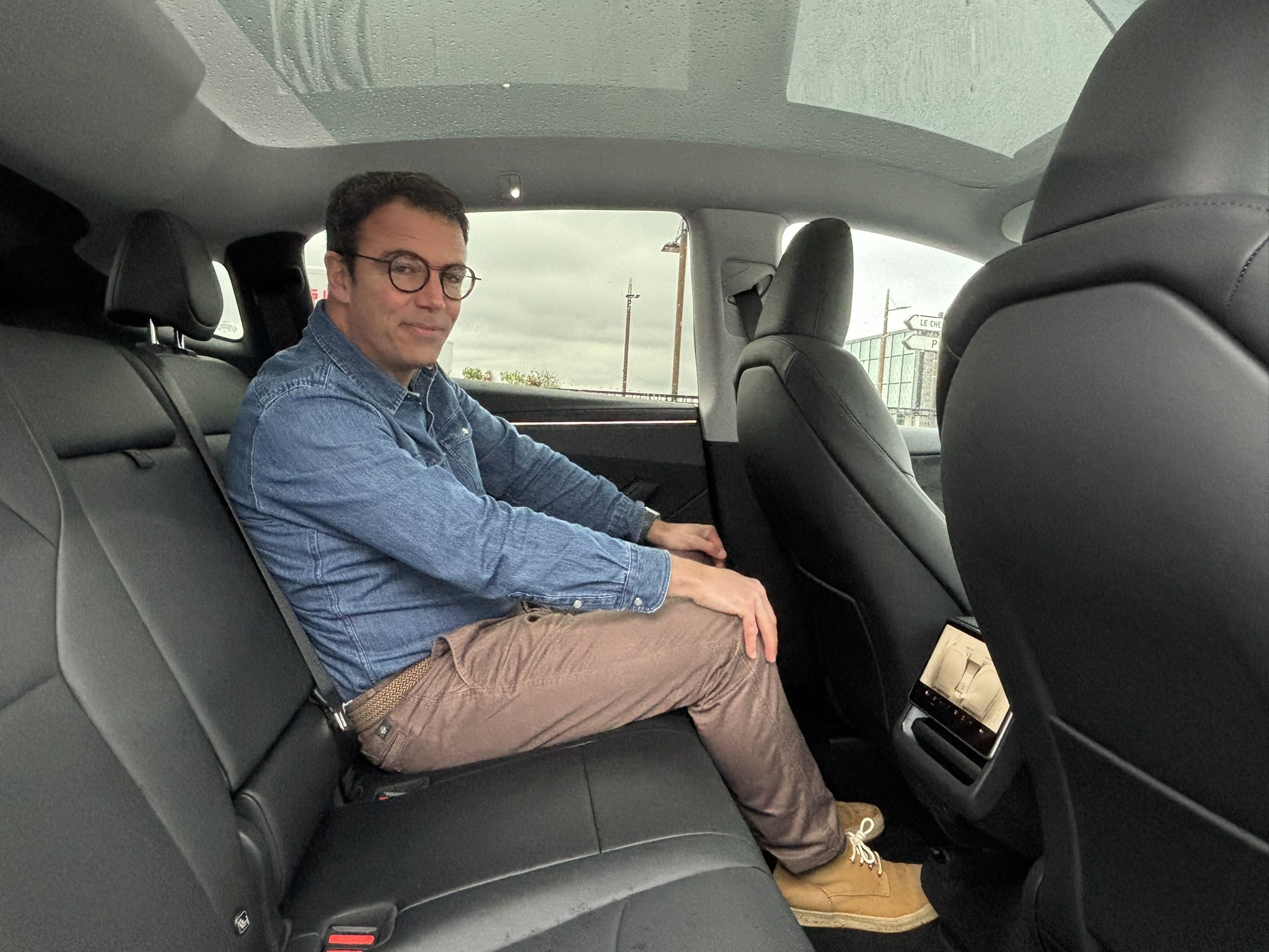Tesla Model Y Grande autonomie Transmission intégrale: c'est pourtant ...