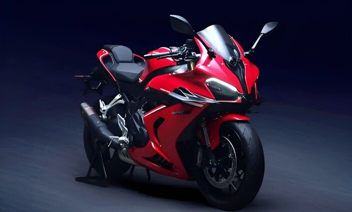 La sportive QJ Motor SRK 800 RR présentée en Chine, avant l'Europe