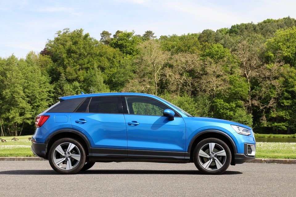 Comparatif vidéo - Audi Q2 vs Mini Countryman : élite populaire